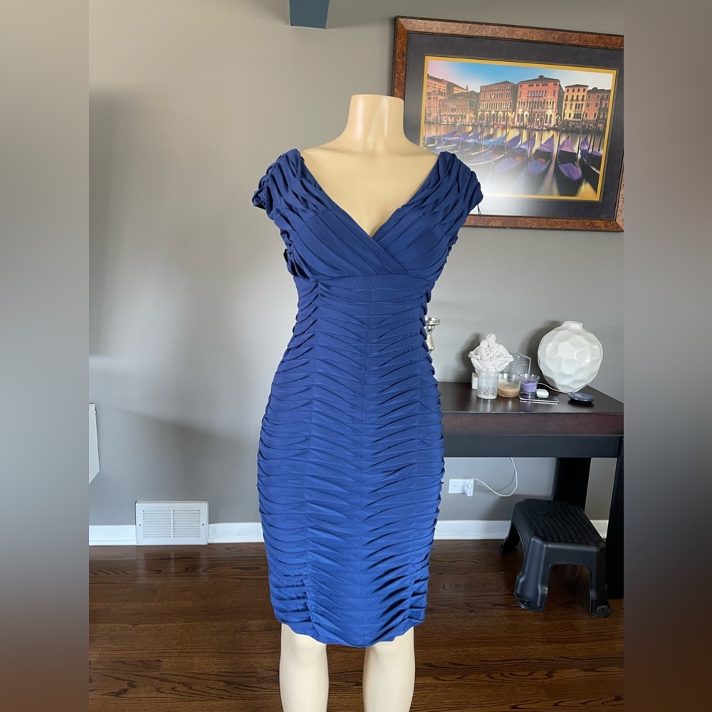 Adrianna Papell Royal Blue Stretchy Dress Size 6 - Gem